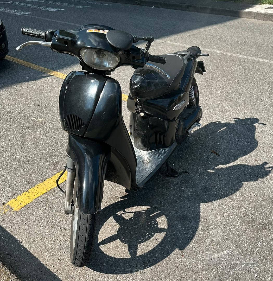 Scarabeo 50cc 2T 1998 - Accessori Moto In vendita a Varese