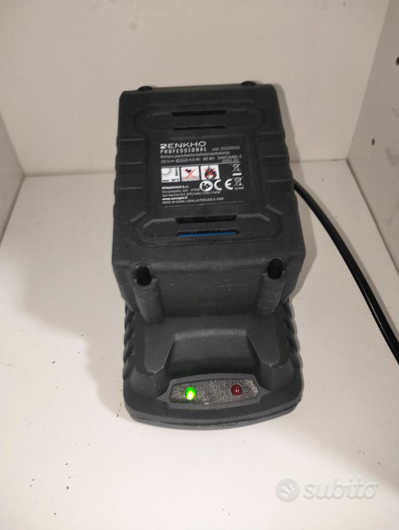 batteria e caricabat enkho professional 4 ampere - Collezionismo In ...
