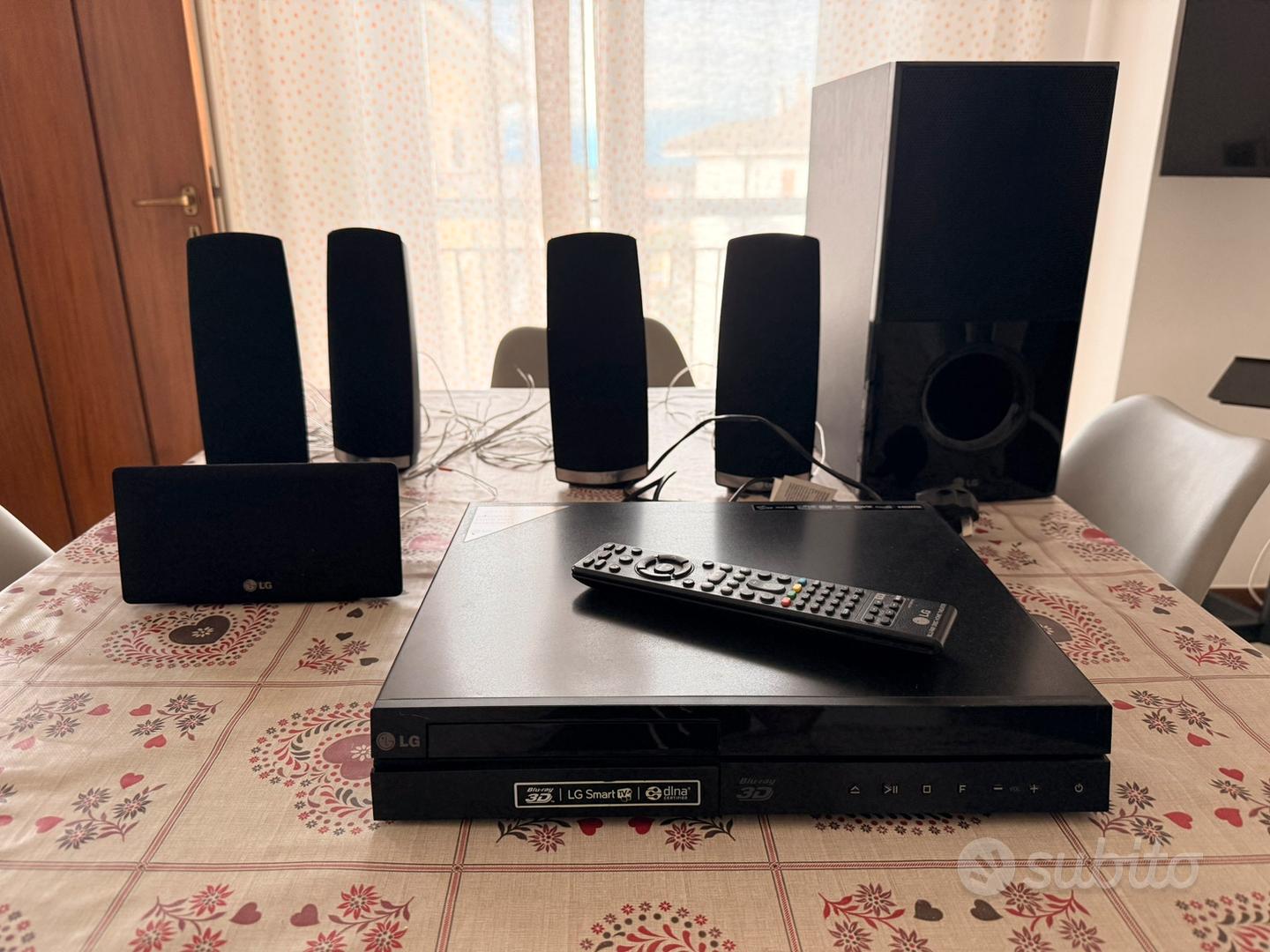 LG home cinema system 5.1 Dolby Surround - Audio/Video In vendita a Bari
