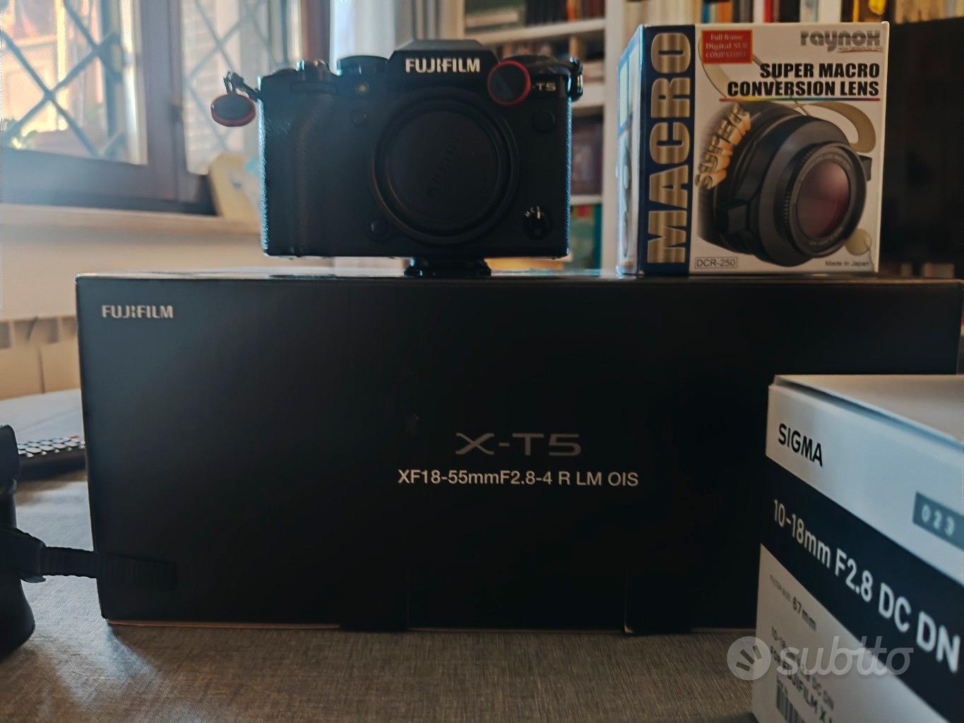 FUJI XT5, LEICA D-LUX 8, OBIETTIVI VARI - Fotografia In vendita a Roma