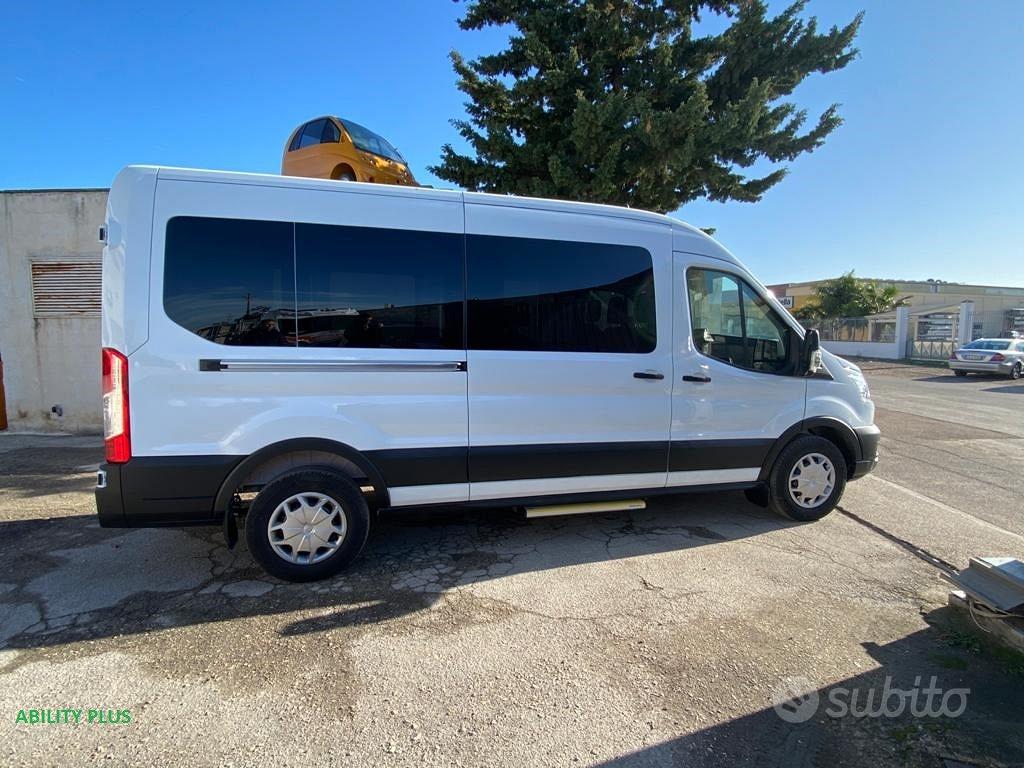 Ambulanza ford transit passo lungo disabili - Veicoli commerciali In ...