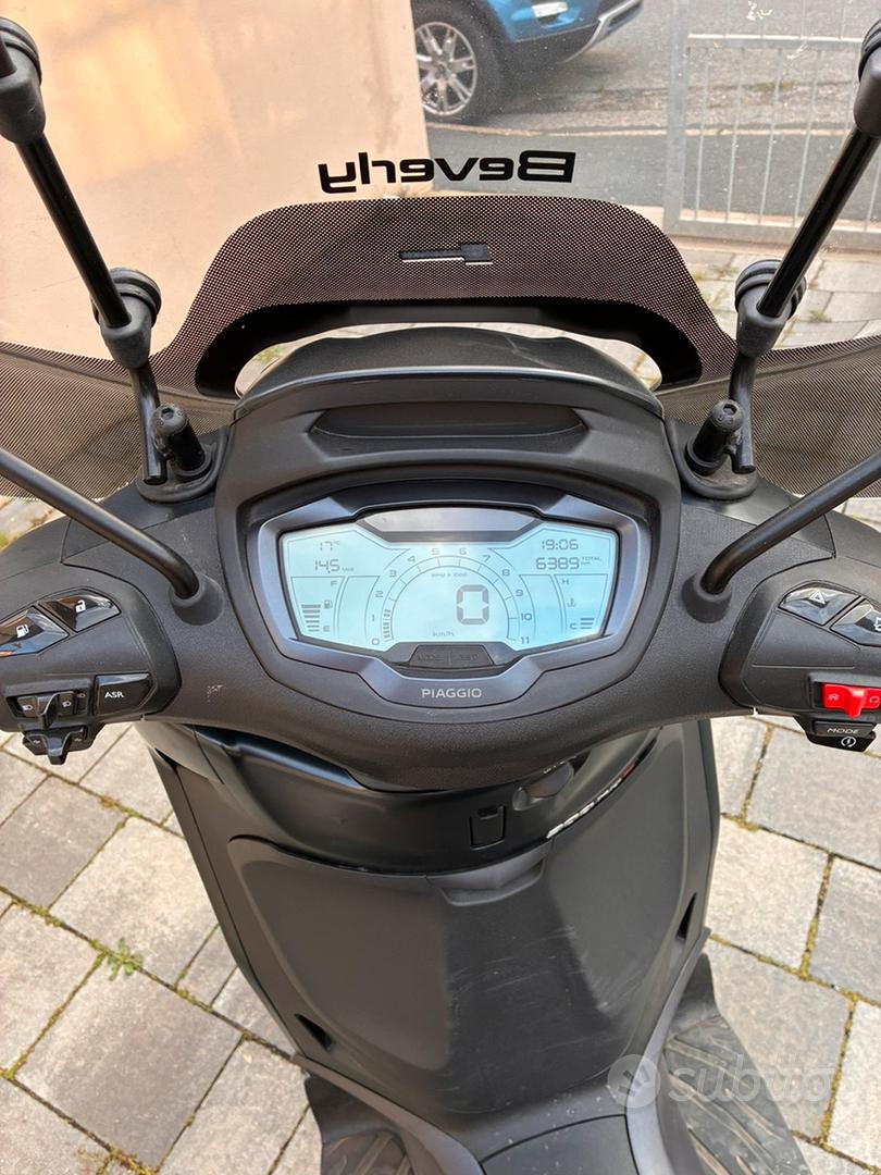 Piaggio Beverly 300 - Moto e Scooter In vendita a Livorno