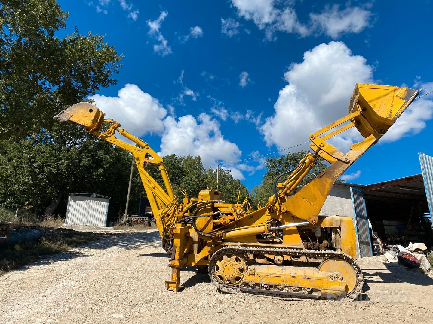 Ruspa FL6 2° Serie con Retroescavatore - Veicoli commerciali In vendita ...