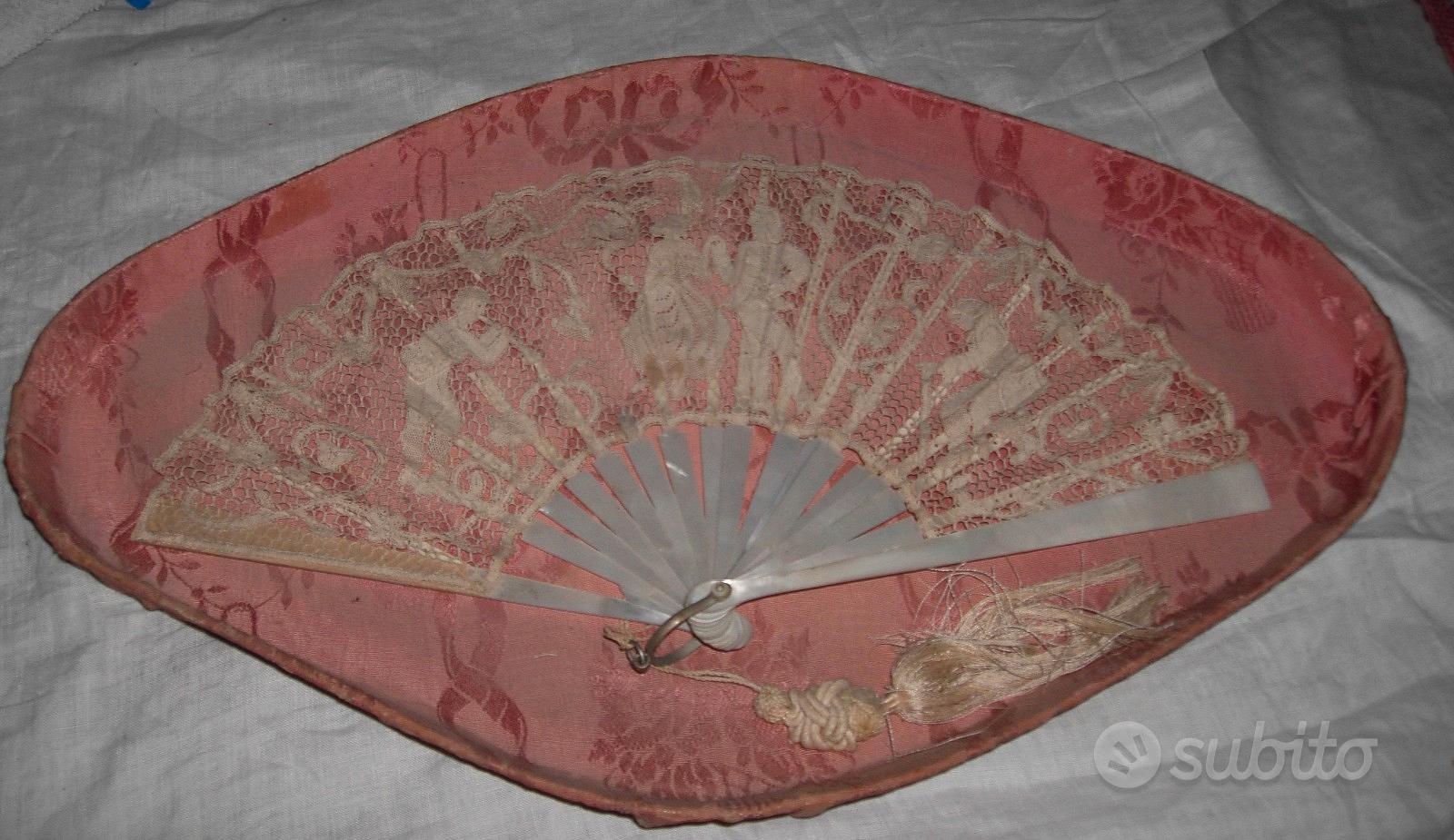 Antico ventaglio con merletto a tombolo - Collezionismo In vendita a Roma