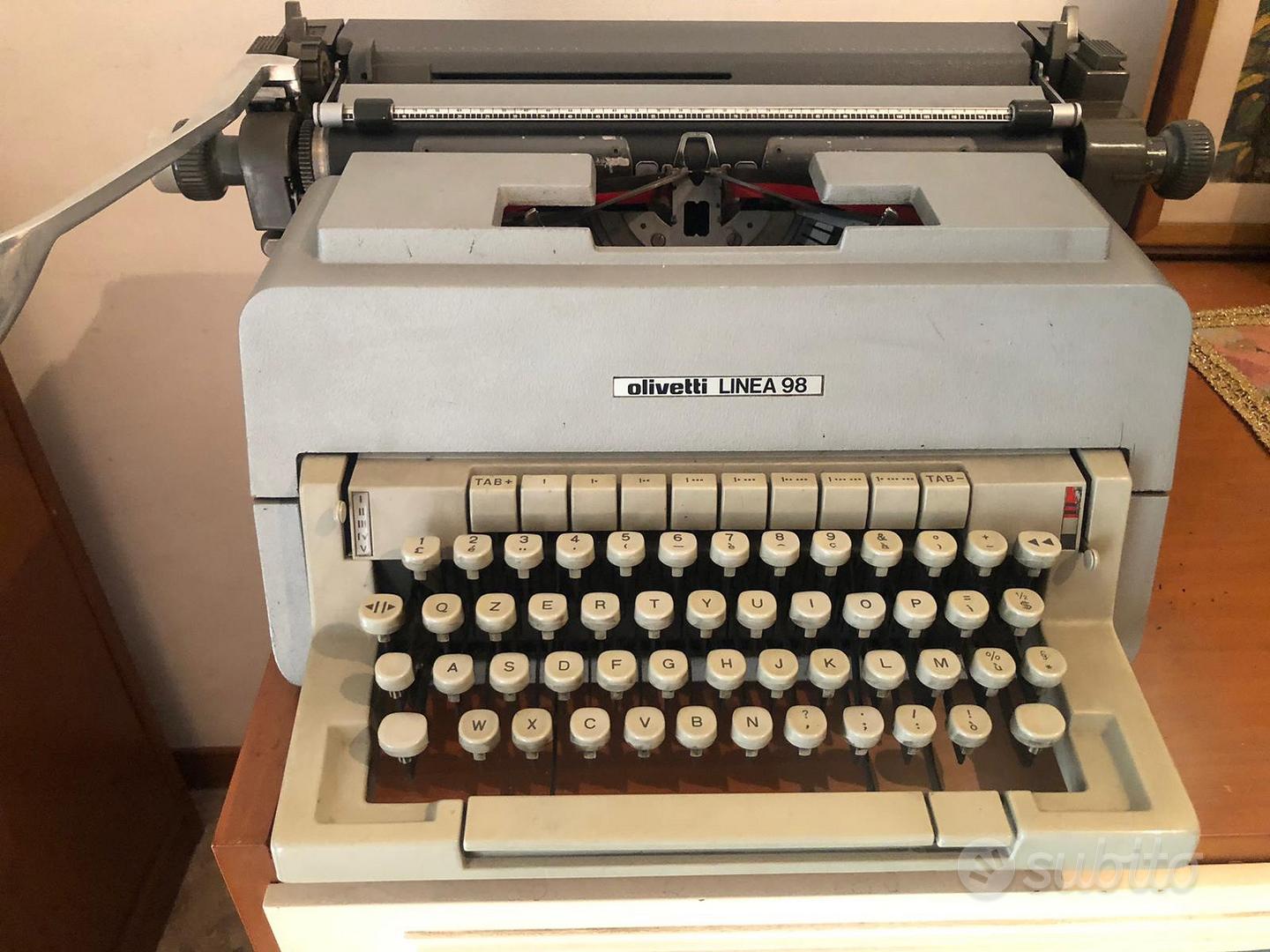 Macchina da scrivere Olivetti - Collezionismo In vendita a Milano