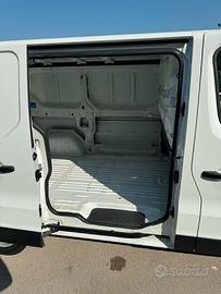 Subito - RENT BULL S.R.L. - RENAULT TRAFIC FURGONATO LH1 120 CV. PASSO ...