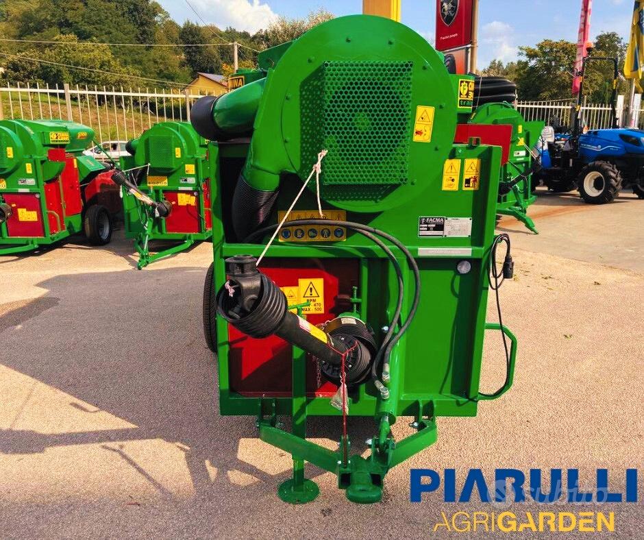 Subito - Piarulli Agrigarden srl - RACCOGLITRICE FACMA CIMINA C300T PER NOCCIOLE/CAST - Veicoli ...