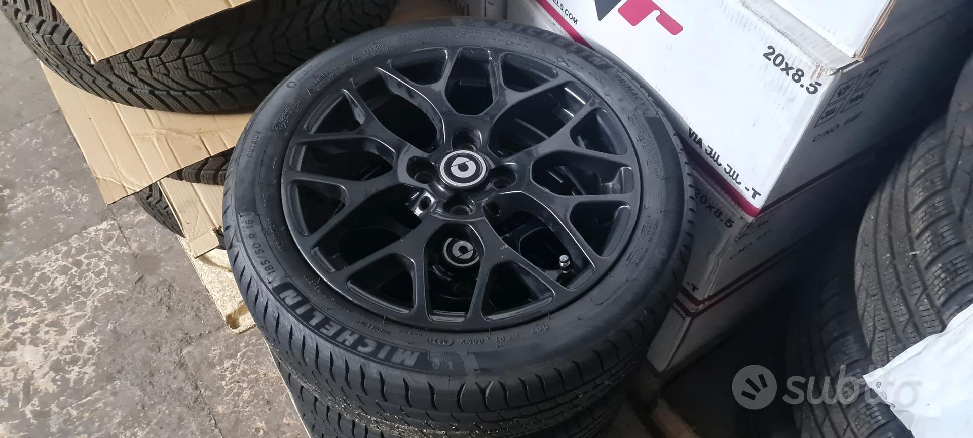 Cerchi Smart da 16 originali - Accessori Auto In vendita a Caserta