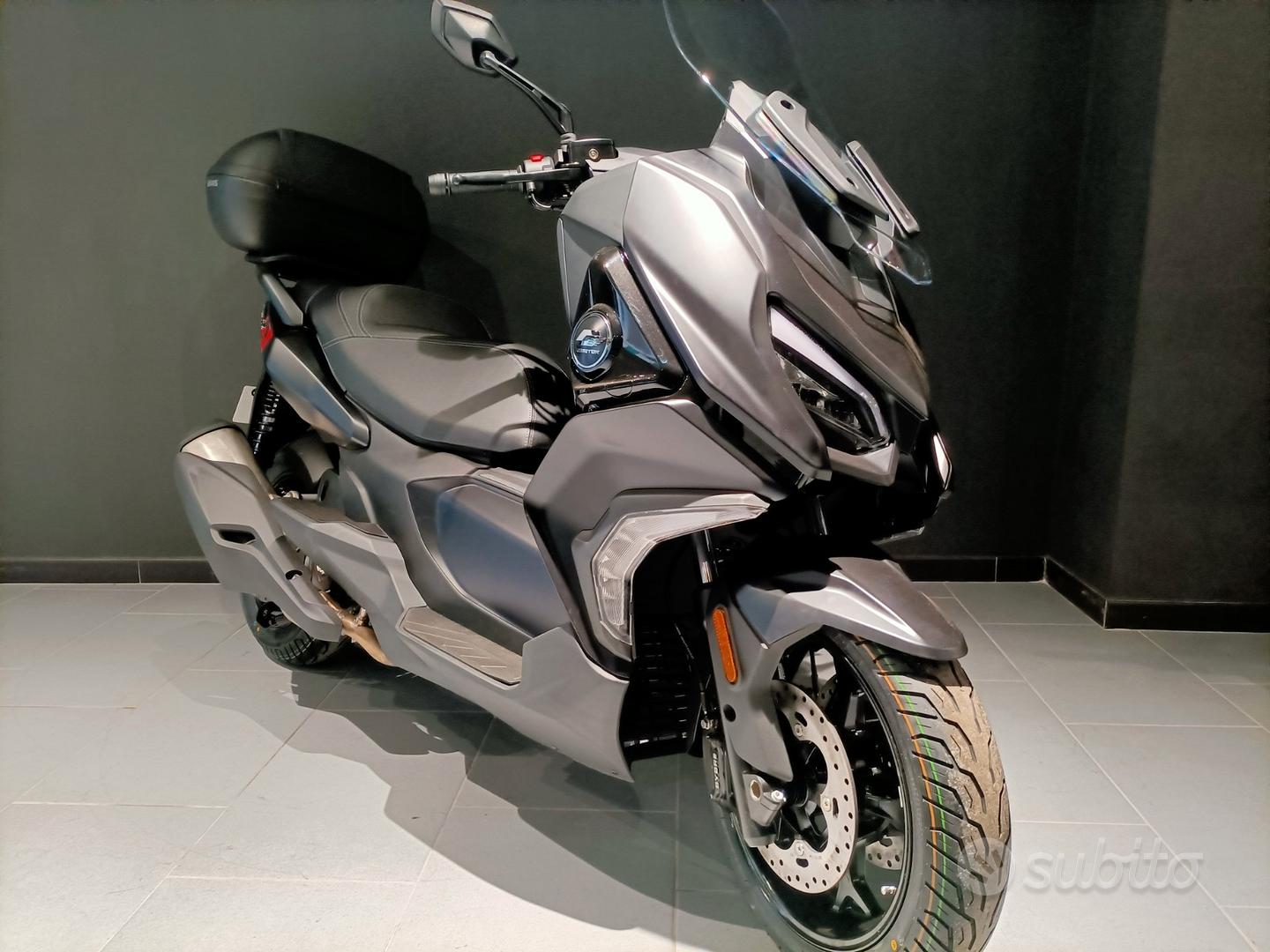 Subito - Motor X DI DELOGU ALESSANDRO - Nuova QJ Motor Fort 400 - Moto ...