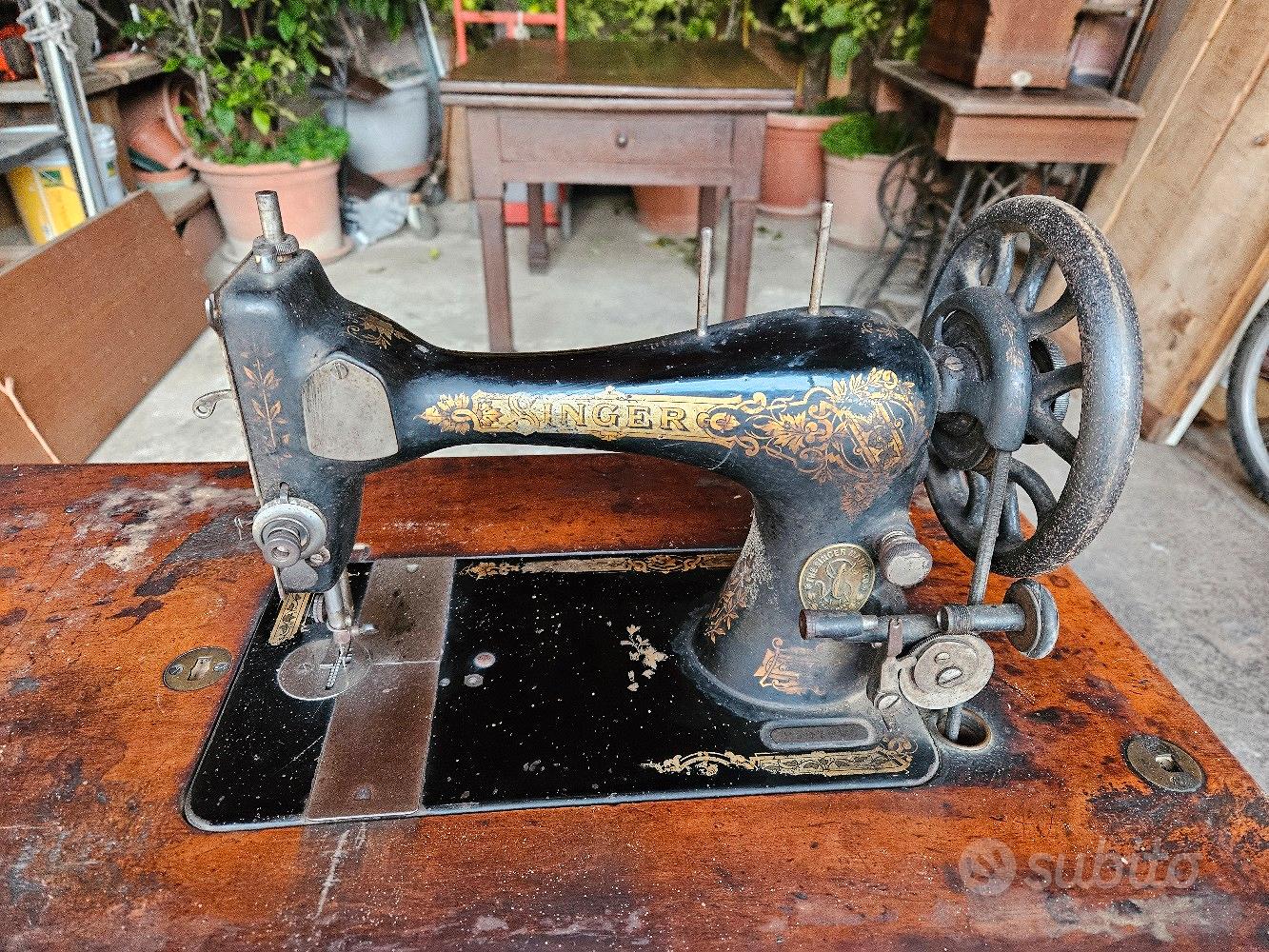 Macchina da cucire Singer - Arredamento e Casalinghi In vendita a Asti