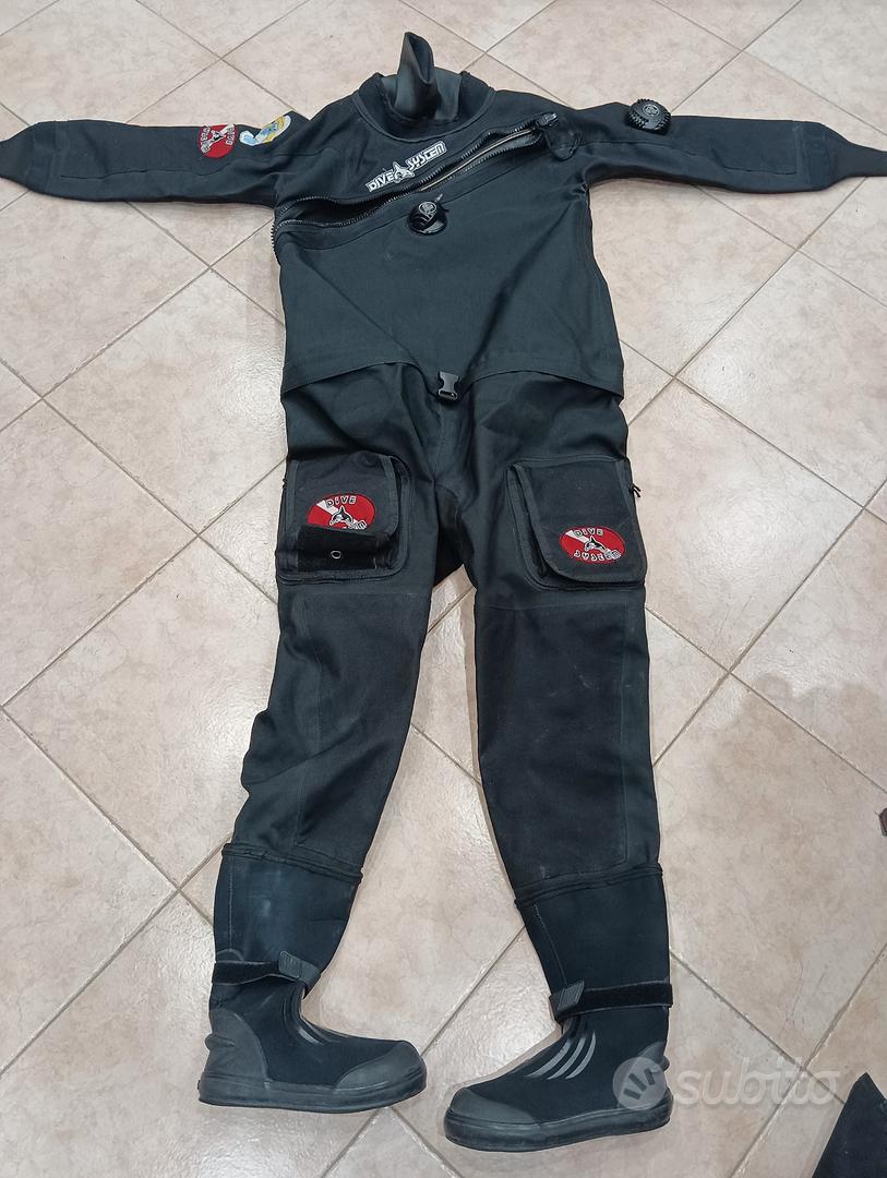 Muta stagna trilaminato Dive System - Sports In vendita a Roma