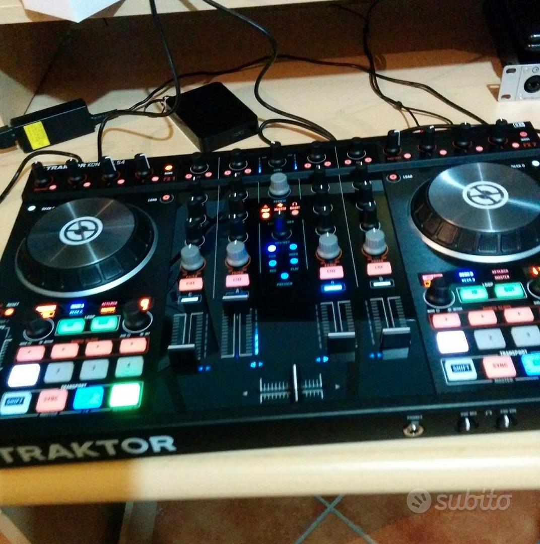 Console traktor s4 mk2 - Audio/Video In vendita a Viterbo