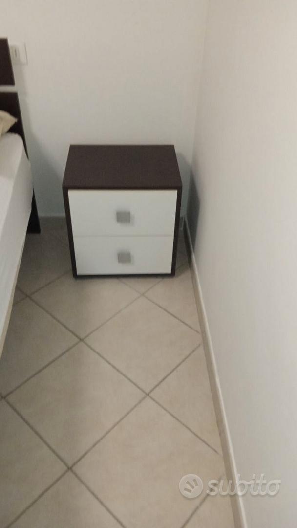 Armadio+comodini - Arredamento e Casalinghi In vendita a Ravenna