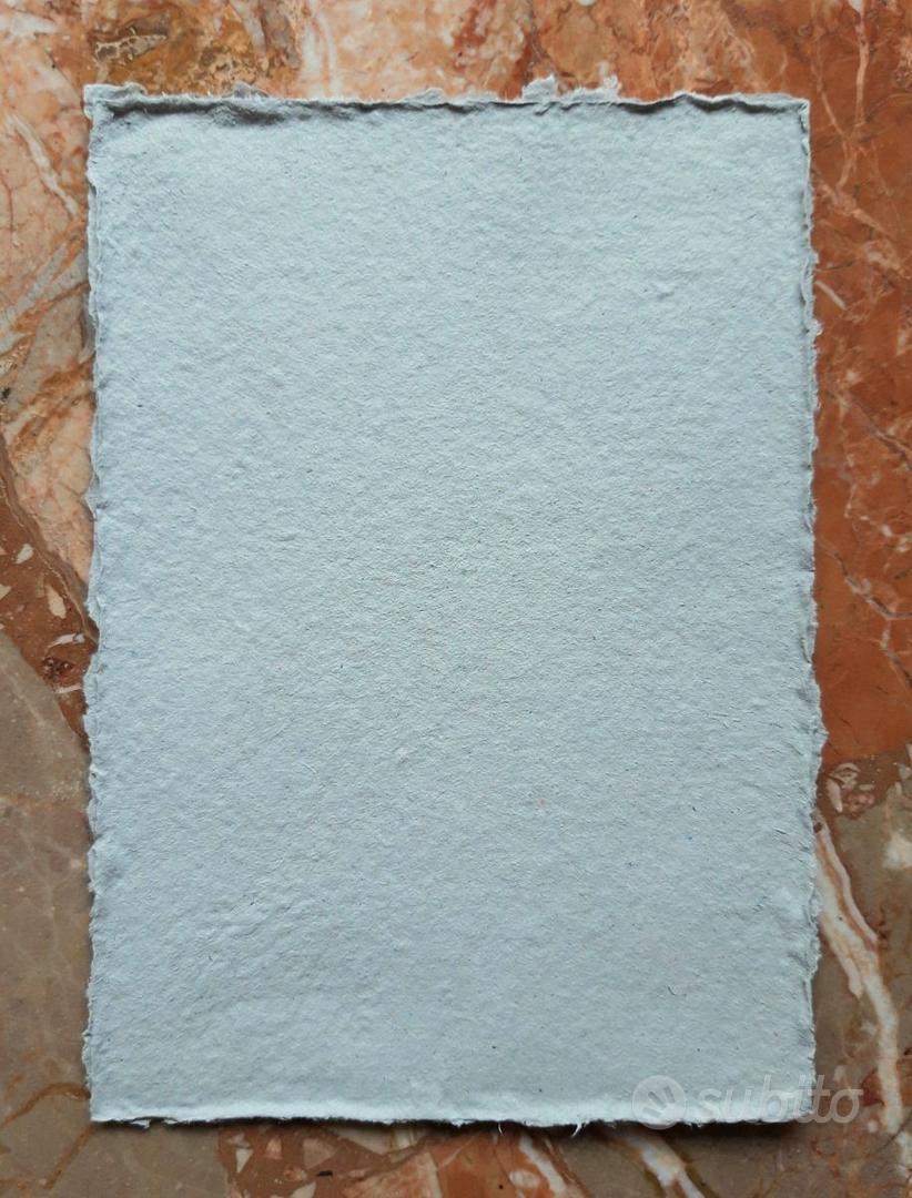 Fogli di carta realizzati interamente a mano - Giardino e Fai da te In ...