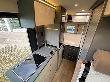 Subito - Corbar Car s.r.l. - Laika KOSMO CAMPERVAN 60 - Caravan e ...