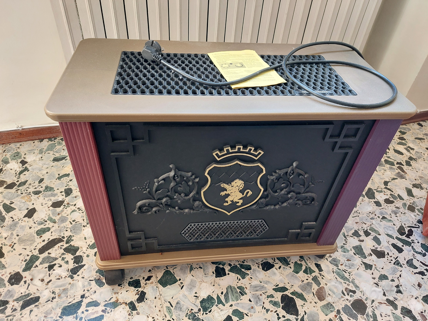 Stufetta elettrica Imperator con lampada radiante - Elettrodomestici In ...