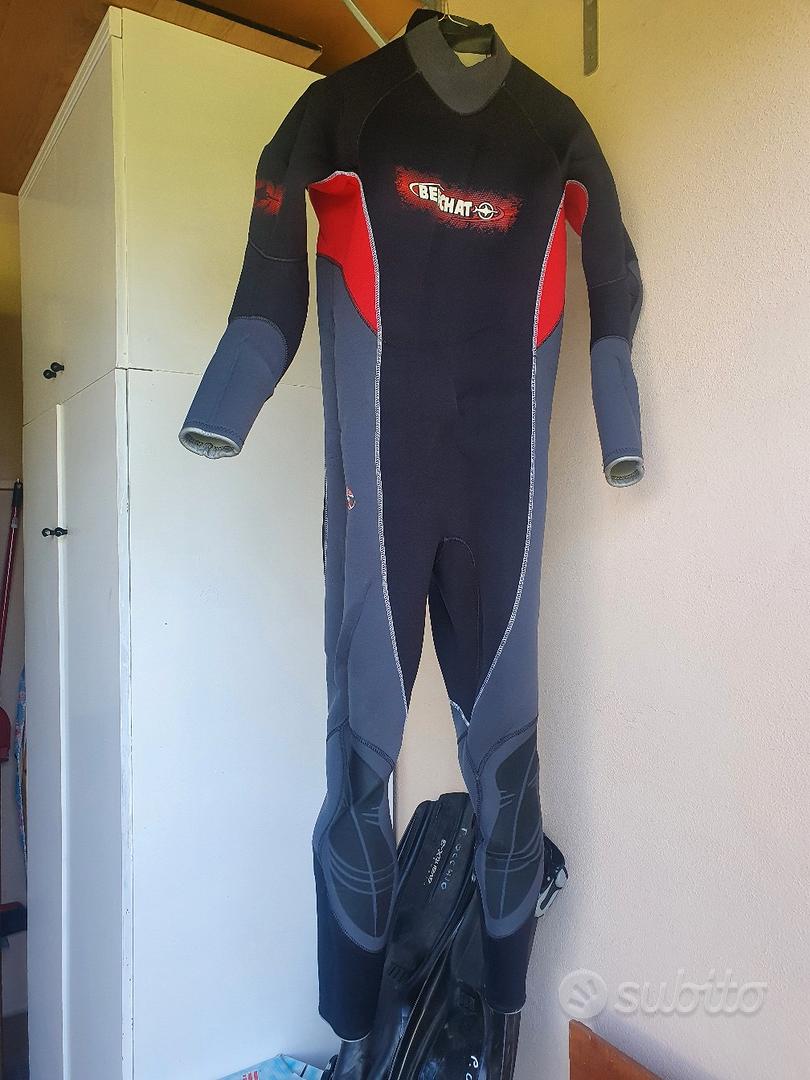 muta sub con accessori - Sports In vendita a Roma