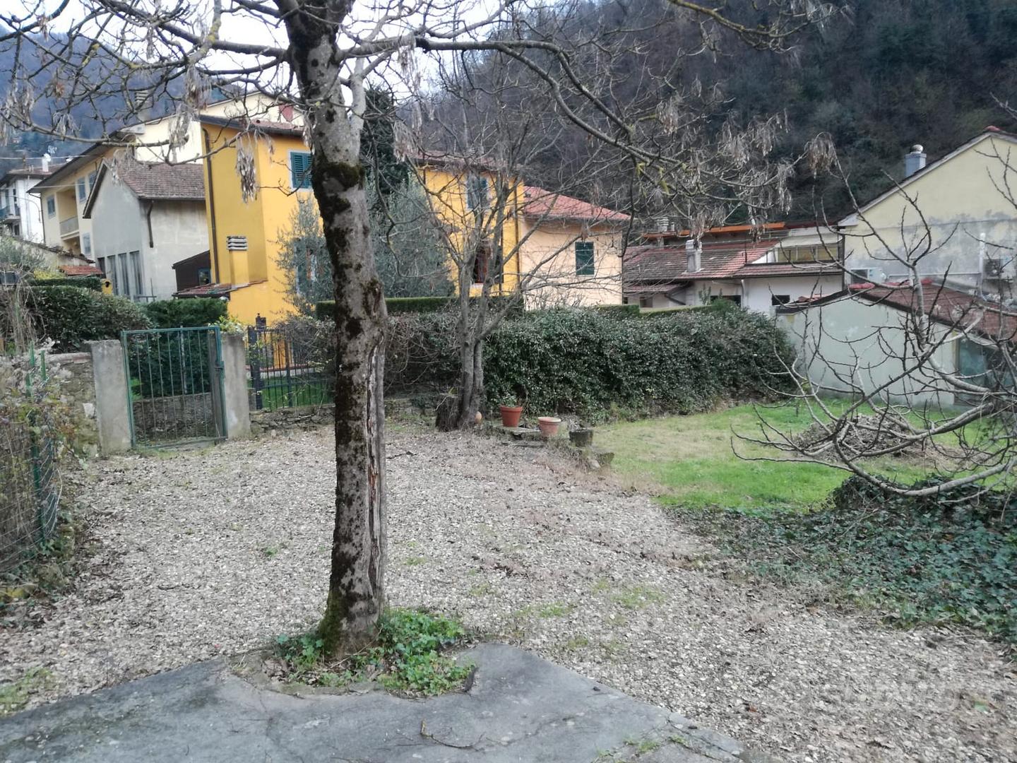 Annesso attrezzato con Giardino esclusivo - Terreni e rustici In ... Annesso attrezzato con Giardino esclusivo - Terreni e rustici In ...