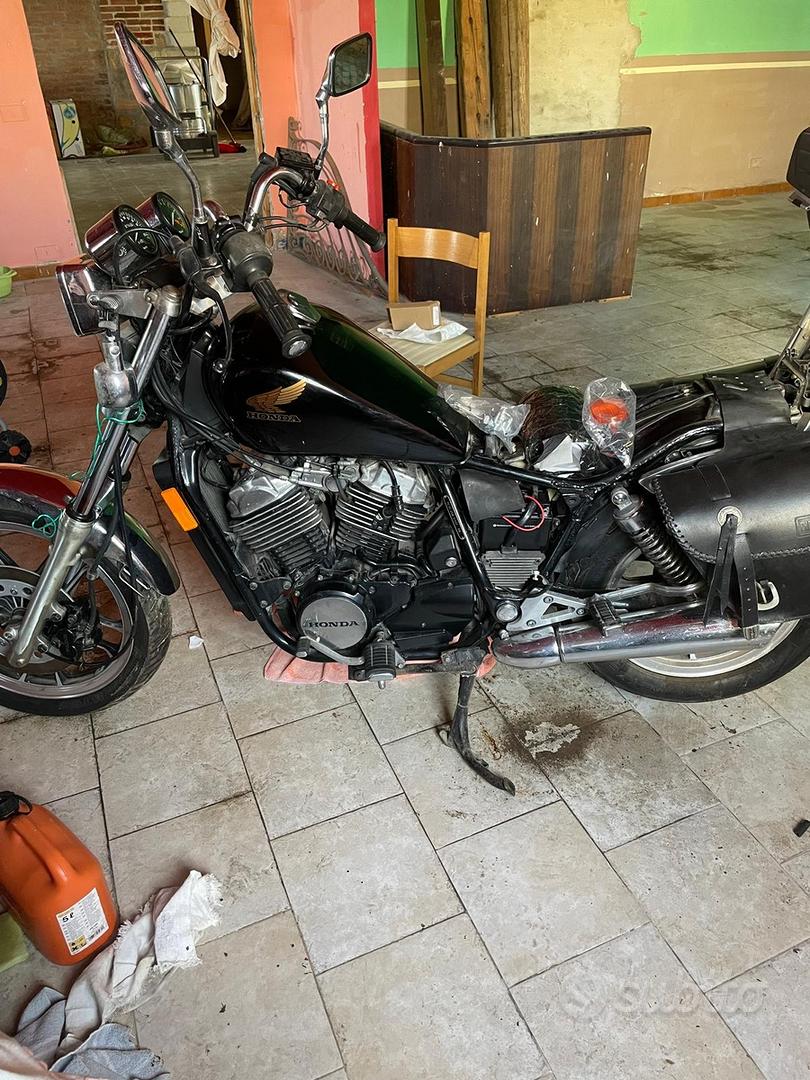 Honda vt 500 custom - Moto e Scooter In vendita a Ferrara