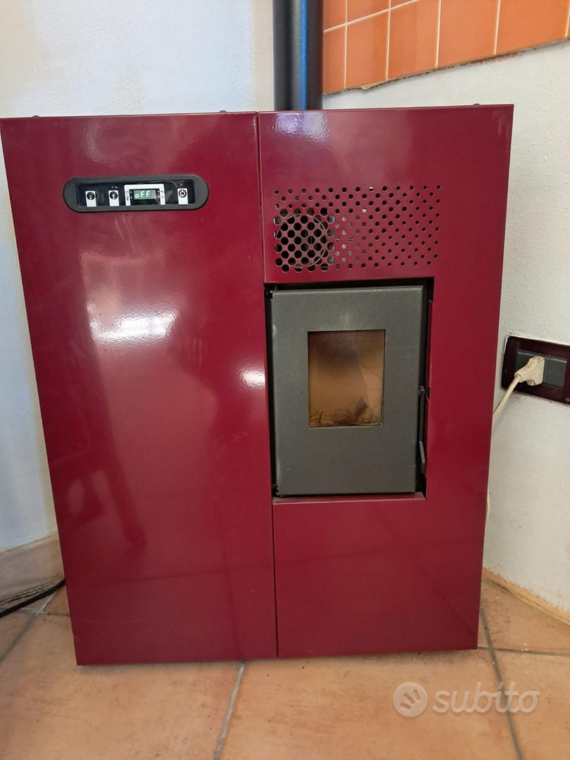 Stufa a pellet--ventilata - Elettrodomestici In vendita a Cuneo
