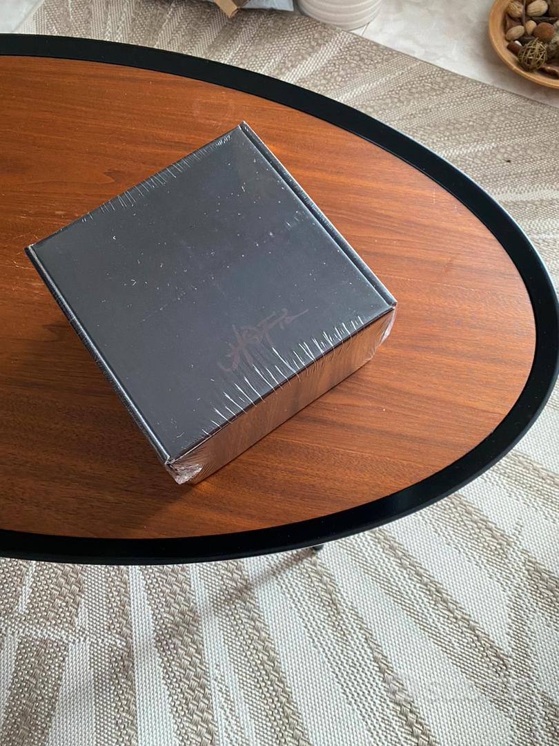 Travis Scott Utopia B1 CD Box Set Pack mai aperto - Abbigliamento e ...