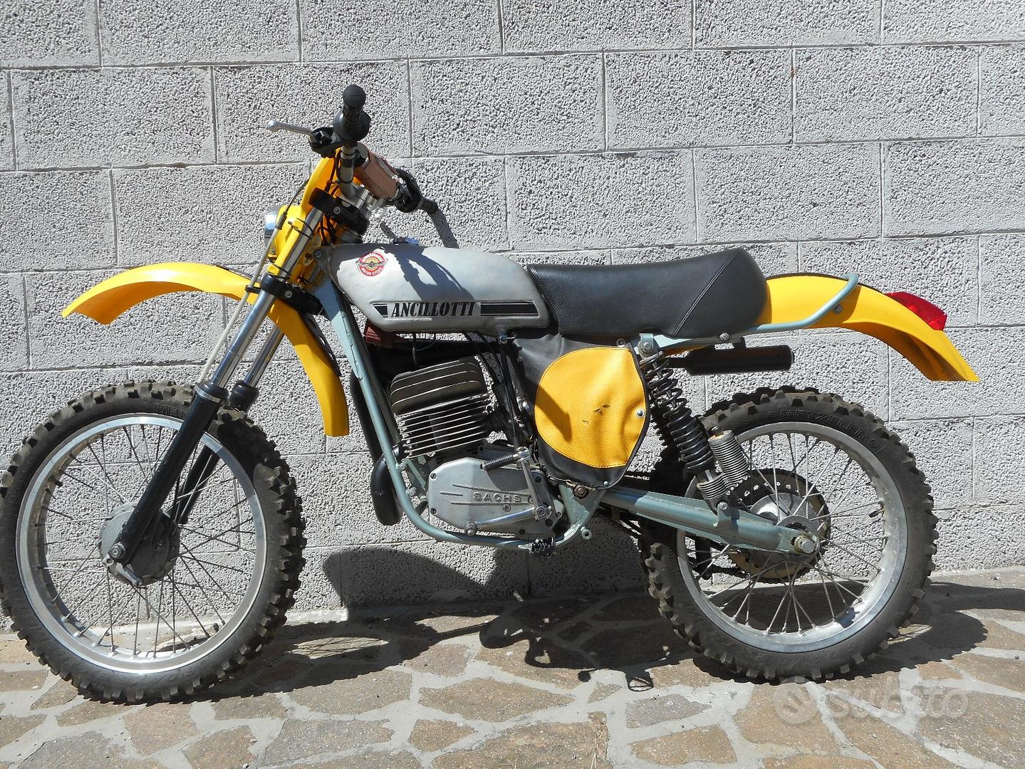 Subito - Team D.F - Ancillotti regolarità 100 1976 - Moto e Scooter In ...
