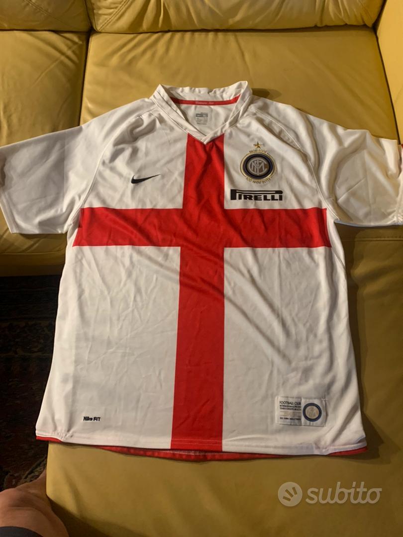 Maglietta centenario Inter - Sports In vendita a Milano