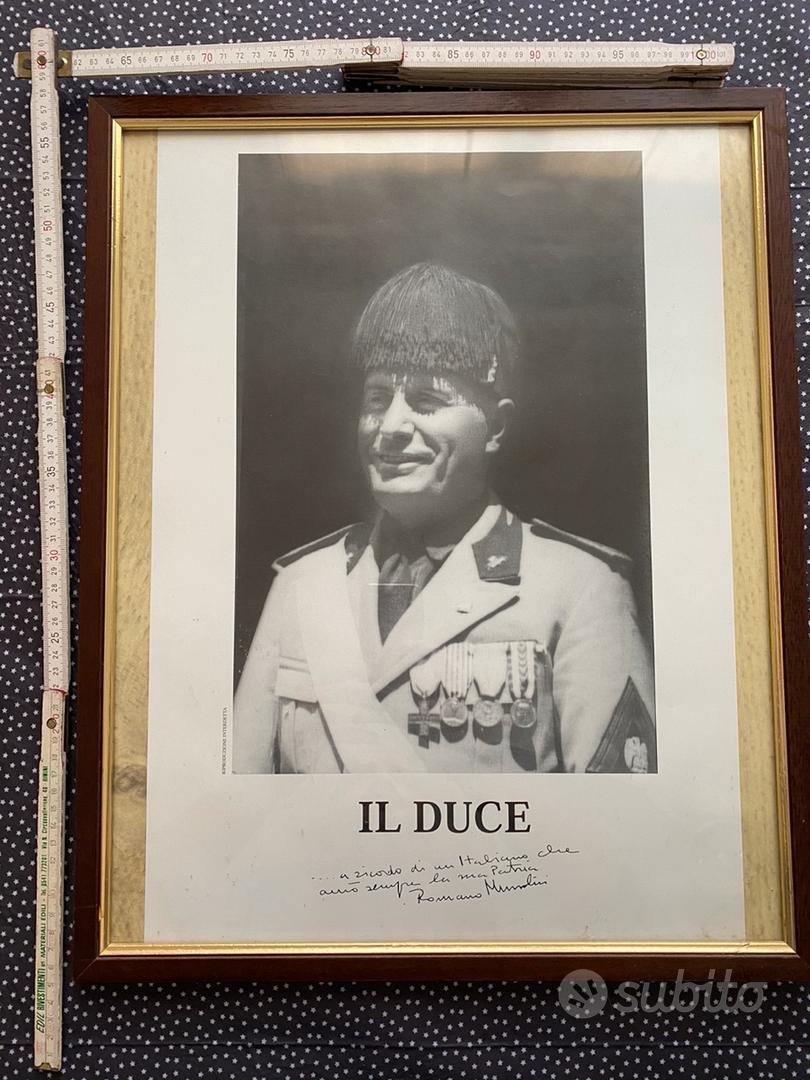 Benito Mussolini - il Duce con dedica (solo fofo) - Collezionismo In ...