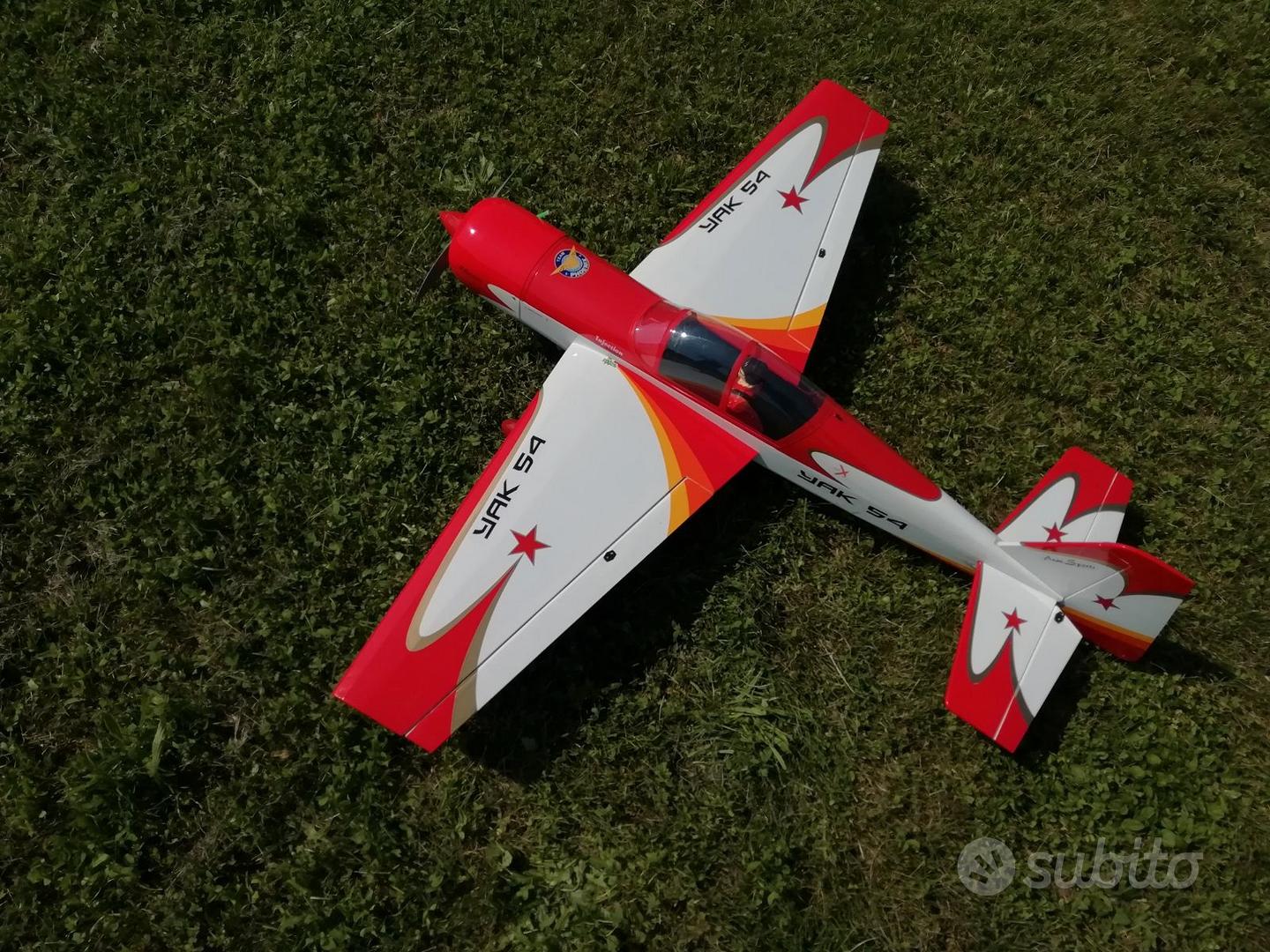 Aereo RC Yak 54 con motore OS55AX a scoppio - Collezionismo In vendita ...