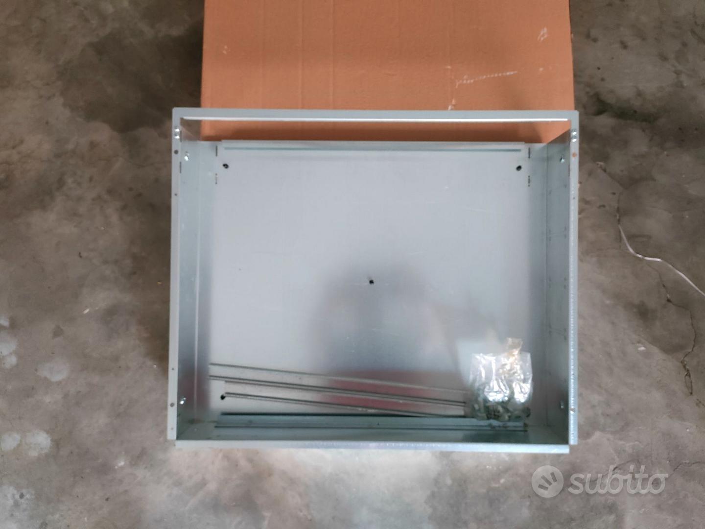 Cassetta collettore per termosifoni - Giardino e Fai da te In vendita a ...