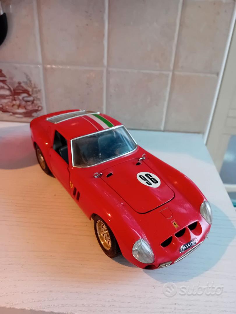 Modellino ferrari gto 1962 scala 1:18 - Collezionismo In vendita a Torino