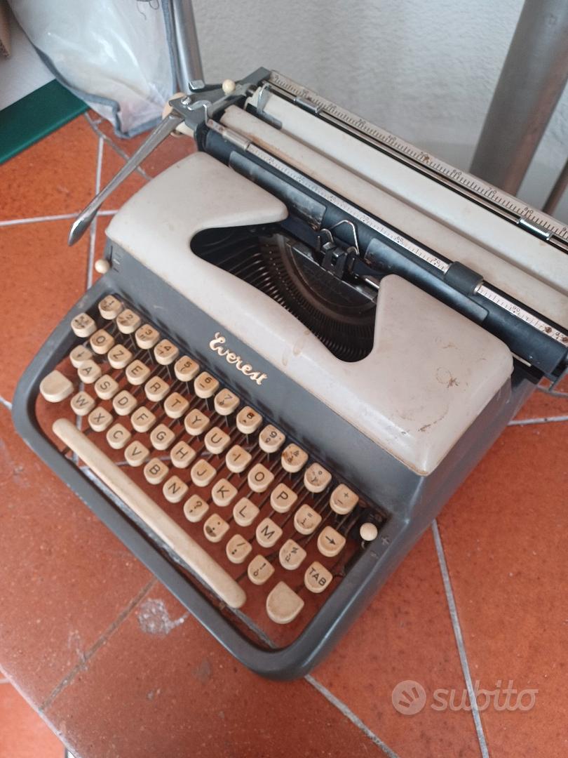 macchina da scrivere everest - Collezionismo In vendita a Catania