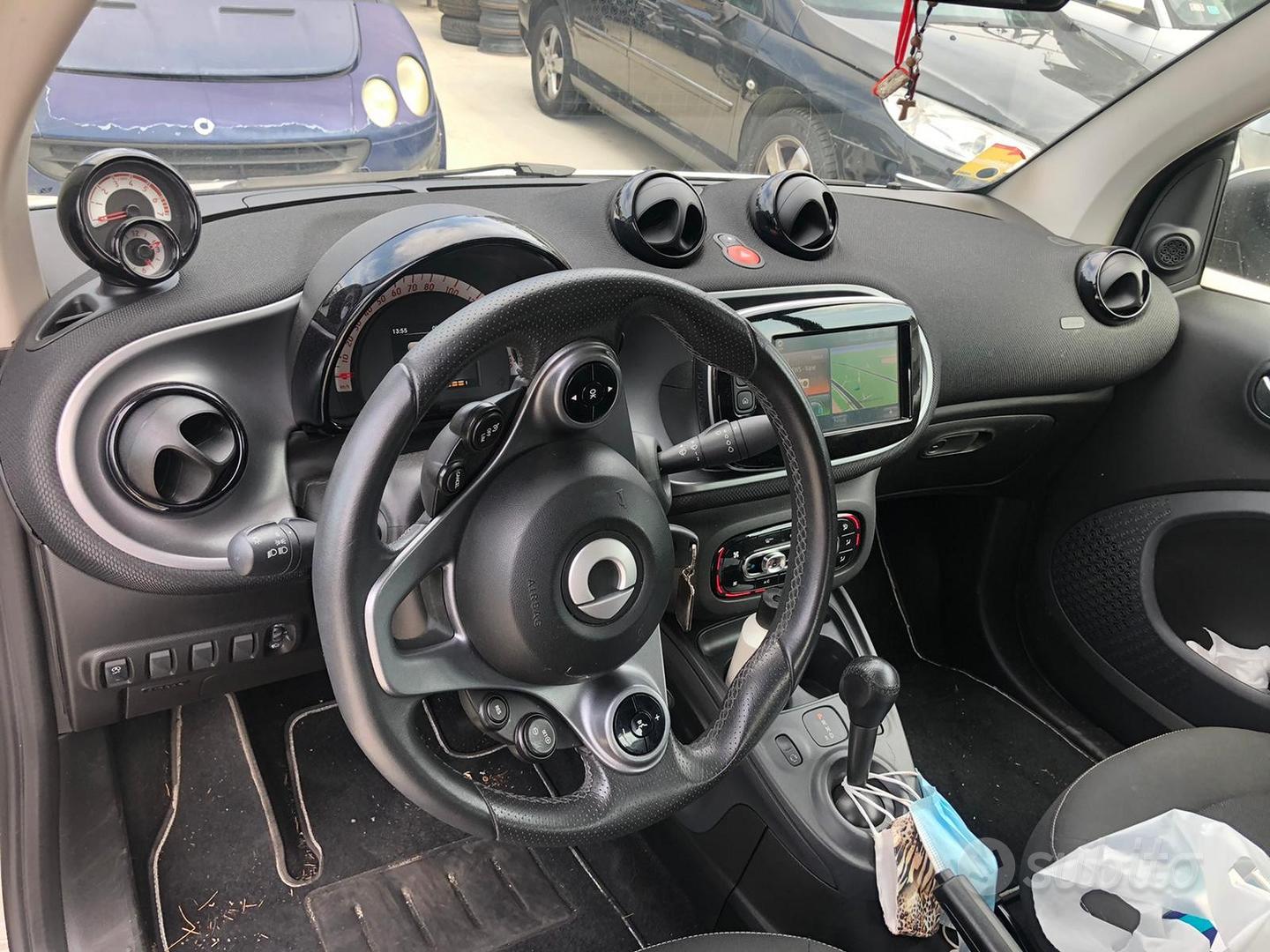 Subito - A.M. DEMOLIZIONI S.R.L - Smart 453 Fortwo ricambi vari interni ...