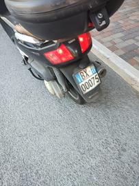 Yamaha Versity XC 300 -2004 - Moto e Scooter In vendita a Siena