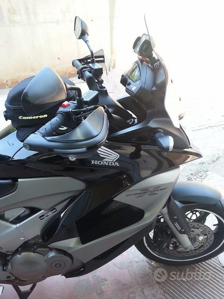 Honda crossrunner 2012 - Moto e Scooter In vendita a Bari