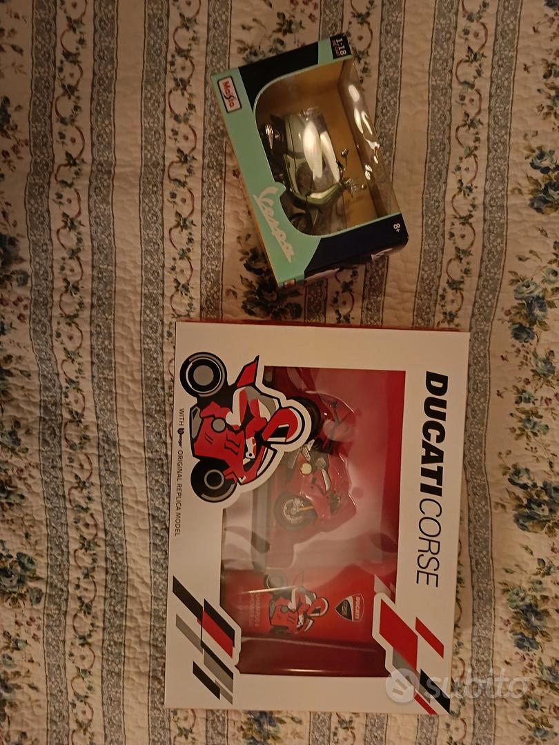 Modellino Ducati e modellino Vespa - Collezionismo In vendita a Livorno