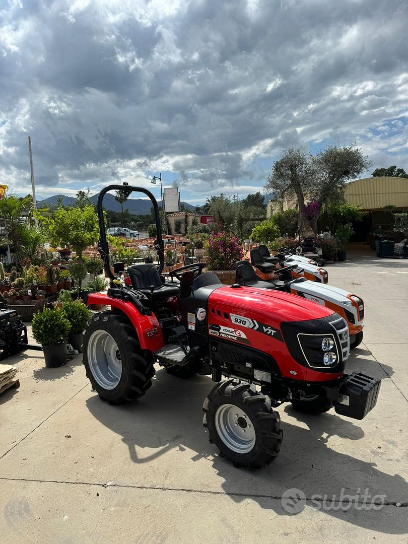 Subito - IL PETALO ROSA DI BRACCU - TRATTORE FIELDTRAC 930 VST COSMO 30 CV - Giardino e Fai da ...