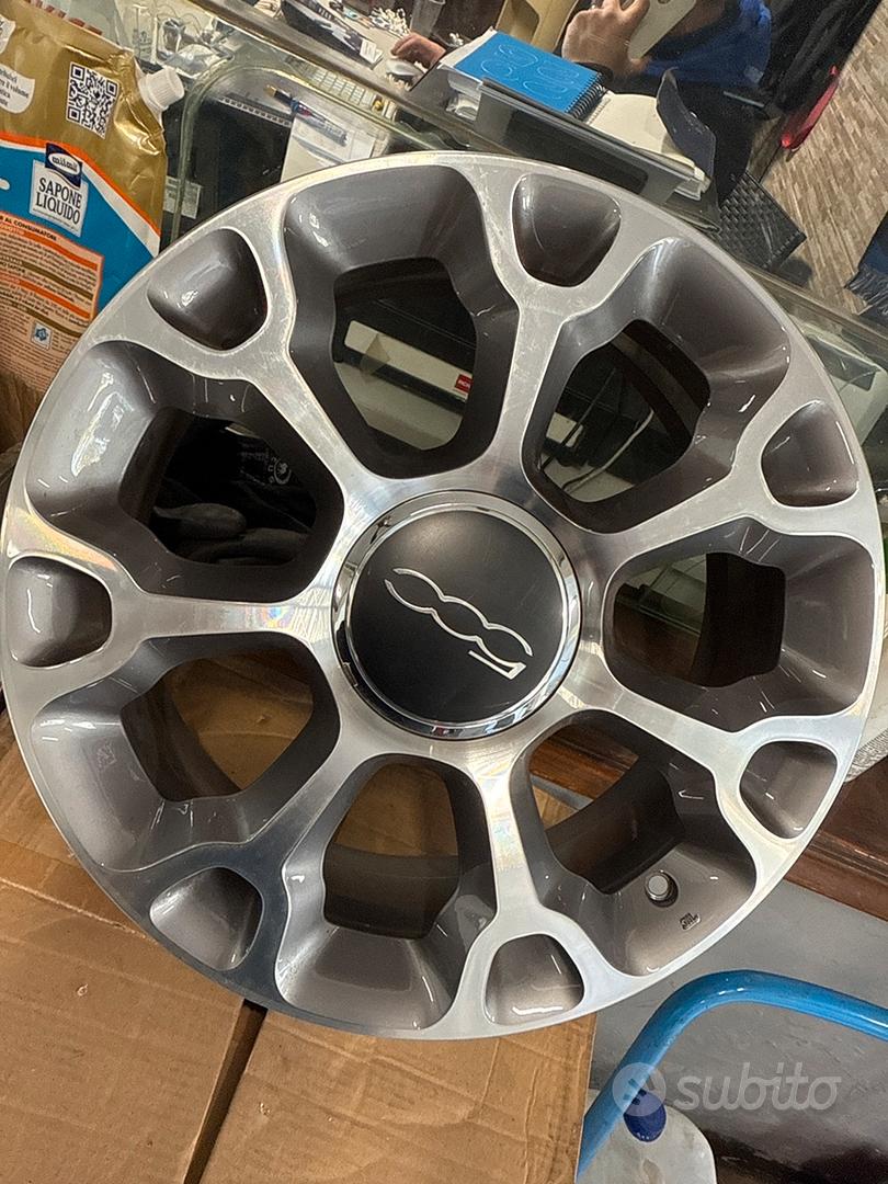 Cerchi in lega R17 500L Nuovi - Accessori Auto In vendita a Brindisi