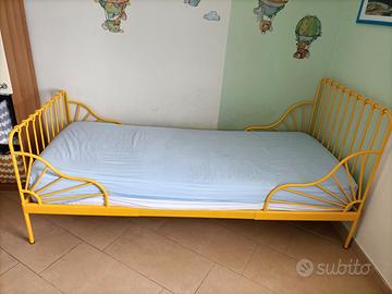 Letto allungabile Minnen Ikea giallo Arredamento e Casalinghi In vendita a Roma