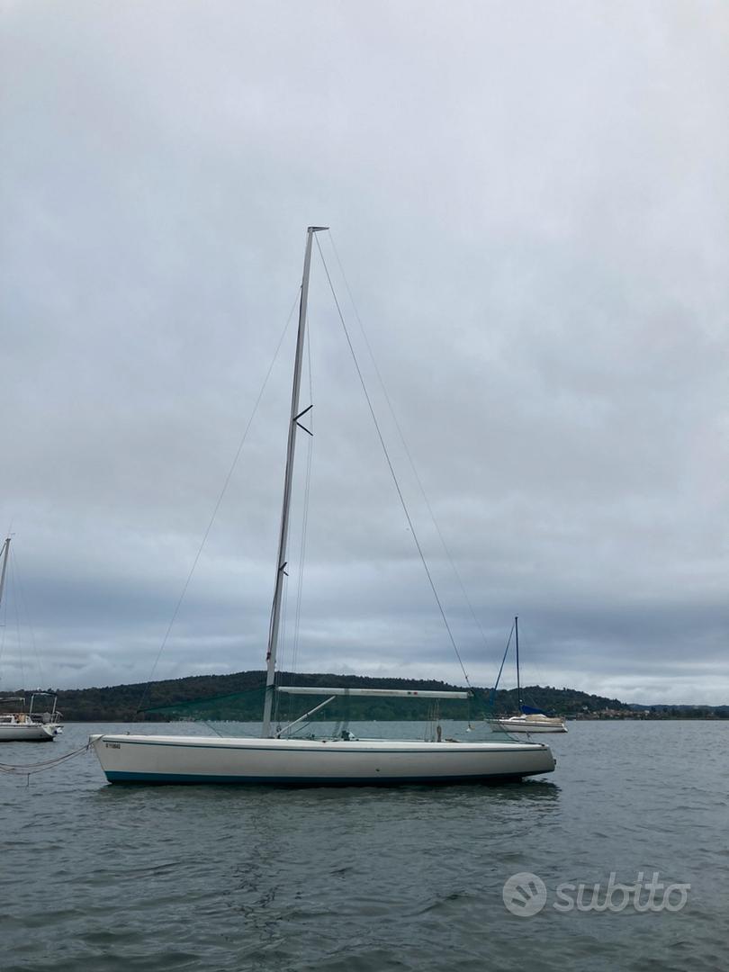 Barca a vela 864 veloce performante - Nautica In vendita a Novara