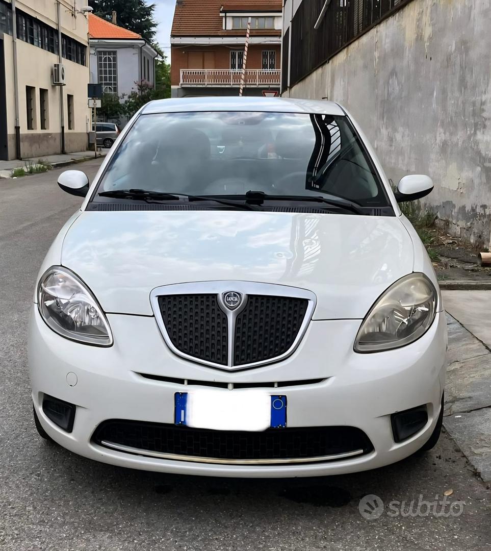 Lancia Ypsilon 2 serie - Auto In vendita a Genova