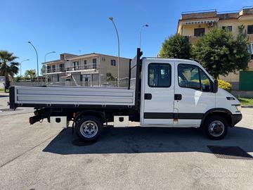 Subito - AUTO E AUTOCARRI SANTONICOLA - Iveco daily 35c17 doppia cabina ...