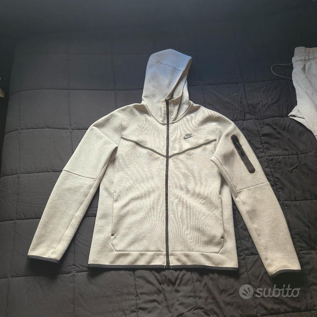 Nike tech fleece Gris - Abbigliamento e Accessori In vendita a Roma