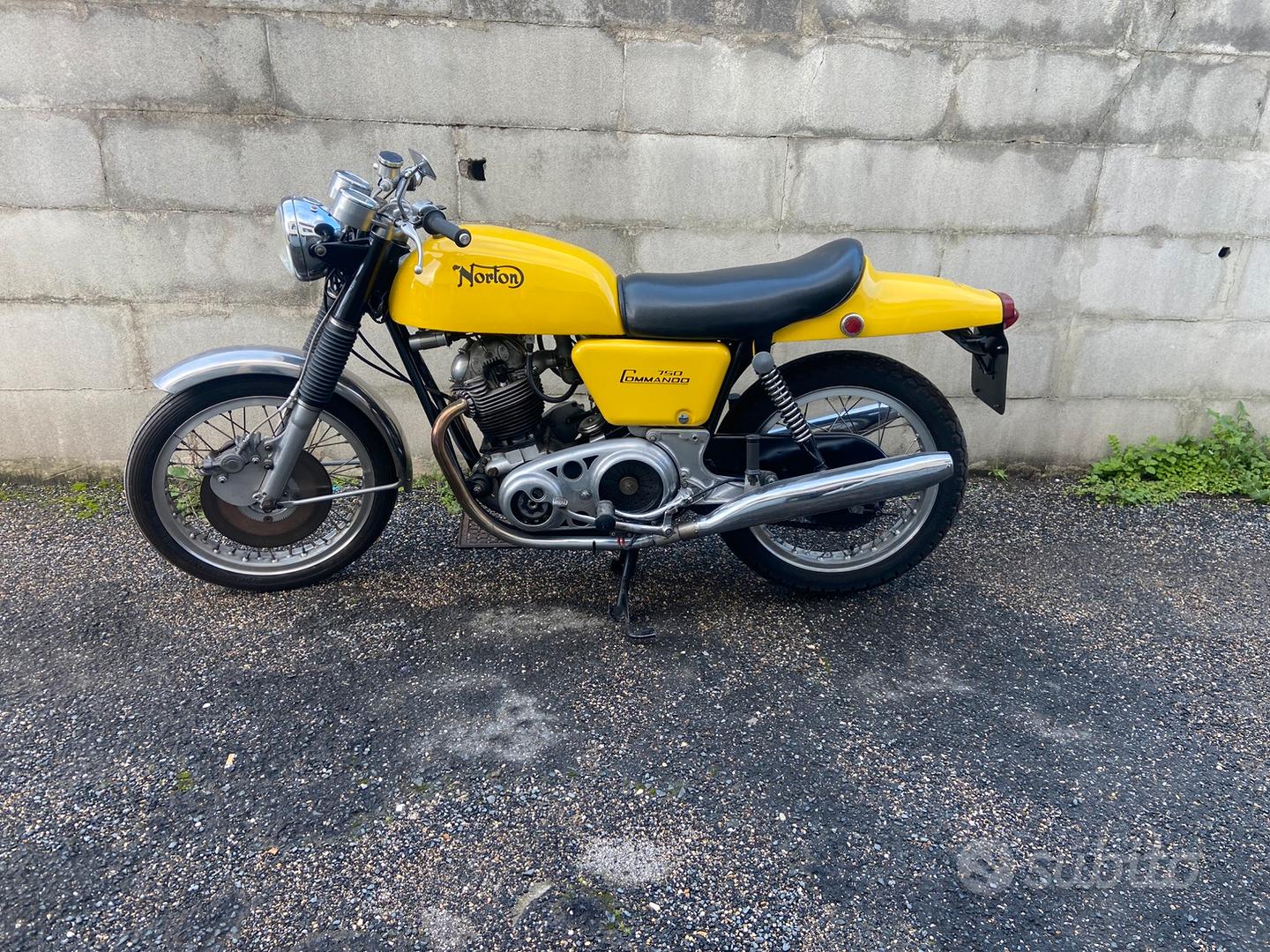 Norton Commando 750 fastback - Moto e Scooter In vendita a Roma