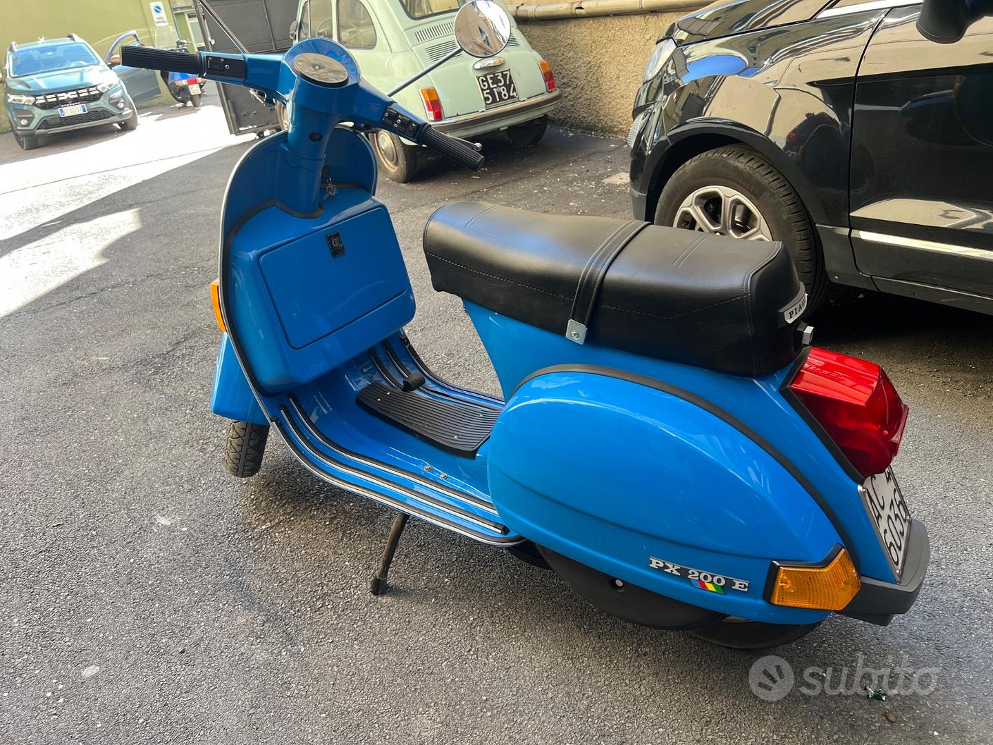 Piaggio Vespa 200 PX Arcobaleno - 1987 - Moto e Scooter In vendita a Genova