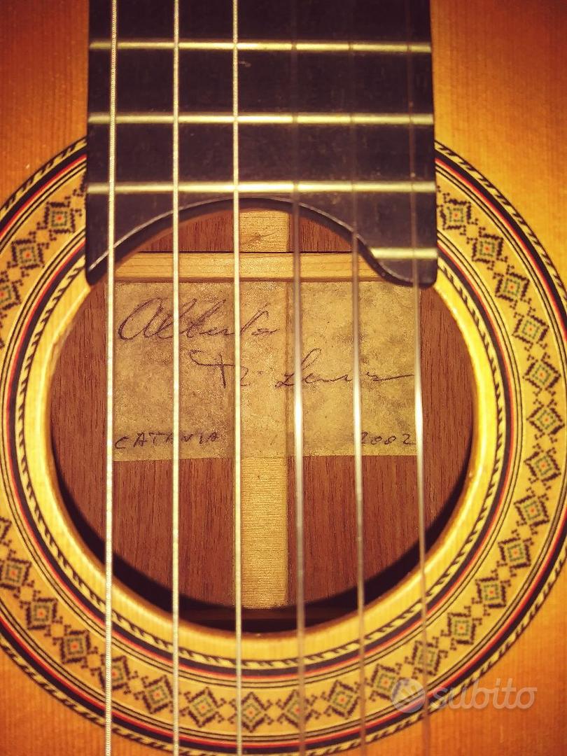 Chitarra classica - Strumenti Musicali In vendita a Medio Campidano