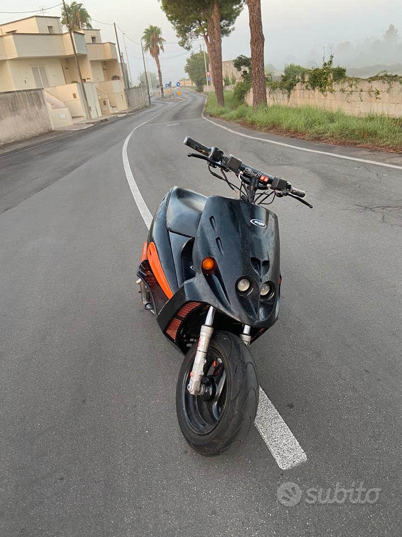 Malaguti phantom f12,ORIGINALE VALUTO SCAMBI - Moto e Scooter In vendita a Lecce