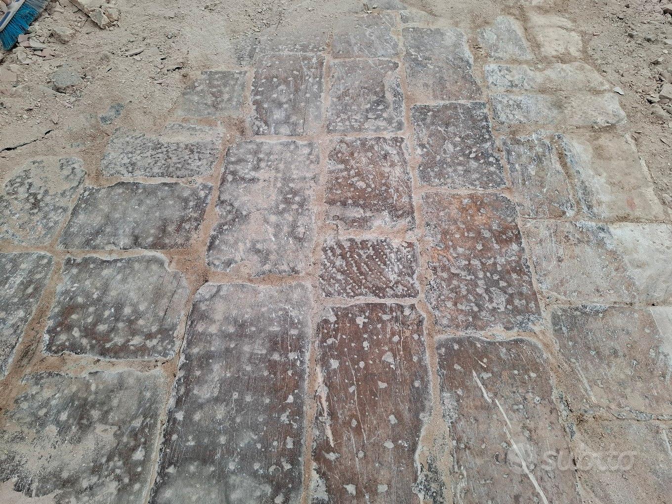 Basole in pietra 105 mq 60 euro mq - Giardino e Fai da te In vendita a ...