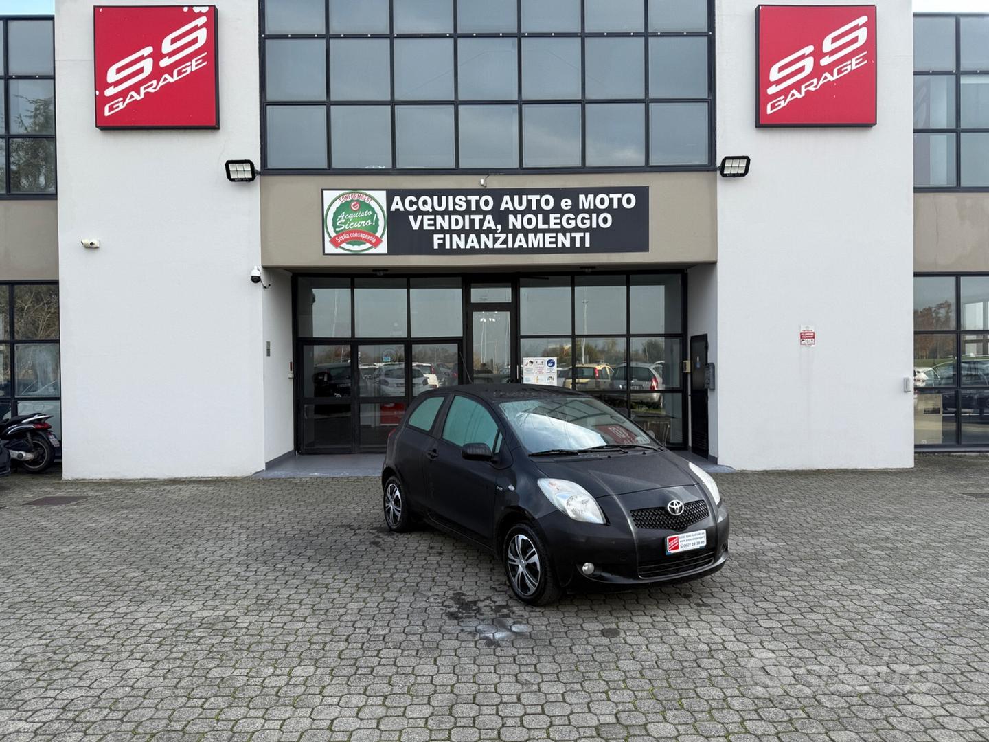 Subito - ESSE ESSE GARAGE SRL - Toyota Yaris 1.4 D-4D 3 porte - Auto In ...