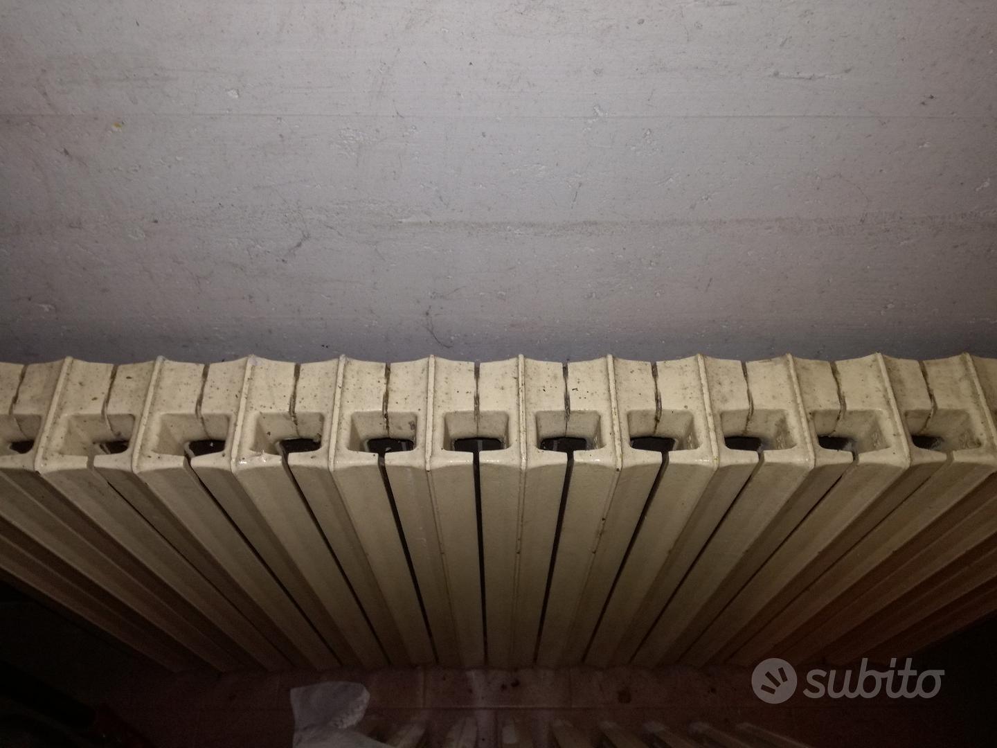 Calorifero in Ghisa - Arredamento e Casalinghi In vendita a Monza e ...